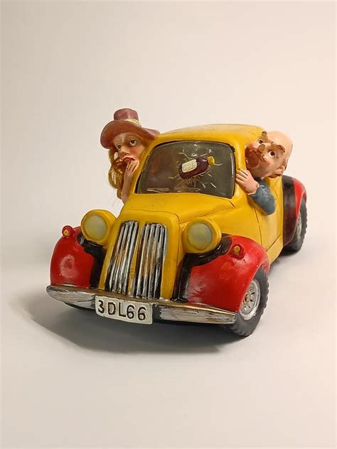 Копилка пара на машине — цена 370 грн в каталоге Шкатулки Купить товары для дома и быта по