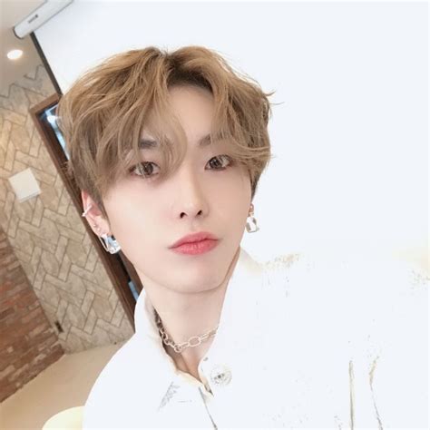 Pin By Elizabeth On Elast E Last Rano Kpop