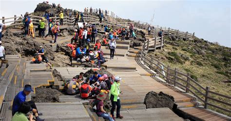 한라산 정상 등반 인증서 모바일 발급한다