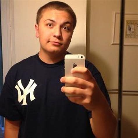 Fan Runs Onto Field During All Star Game Dylan Mccue Masone Gets 1000 Retweets On Twitter