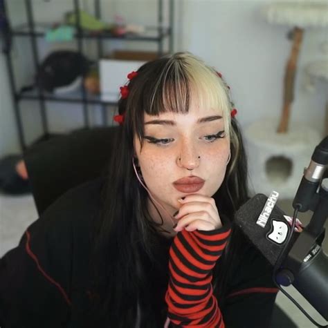 Nihachu Celebrity Crush Celebrities Pretty