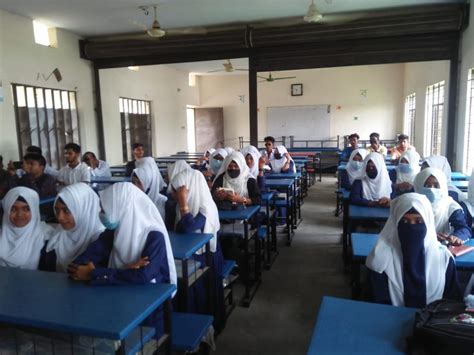 ডা এম এ মান্নান কলেজ