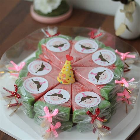 달콤스토리 두번째 주문주신 수박설기케이크 케이크를 수박설기케이크로 많이들 주문주세요 쫀득한 설기에