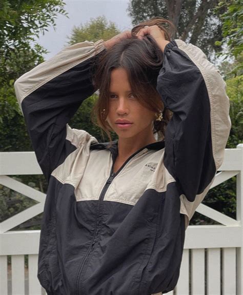 5 Activewear Trends That Hit Their Expiration Date Who What Wear