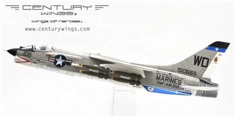 1 72 Vought F 8e Crusader Usmc Vmf Aw 212 Lancers Wd106 1965
