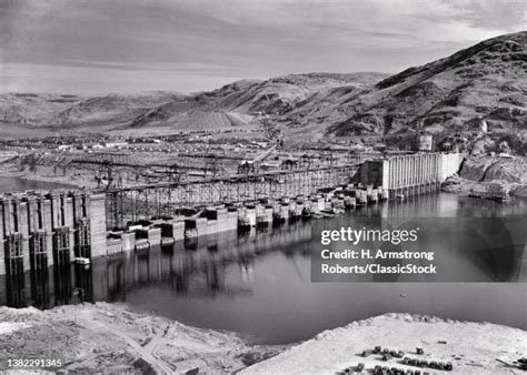Columbia River Dam Photos And Premium High Res Pictures Getty Images