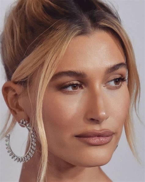 Hailey Bieber Makeup Wedding Hair And Makeup Bridal Hair And Makeup