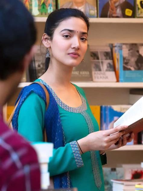 12वीं फेल की Irs श्रद्धा जोशी मेधा शंकर Real Life में इतनी पढ़ी लिखी 12th Fail Shraddha