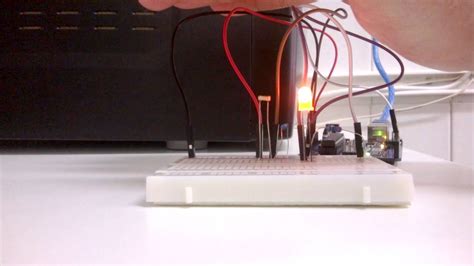 Práctica 1 Arduino YouTube