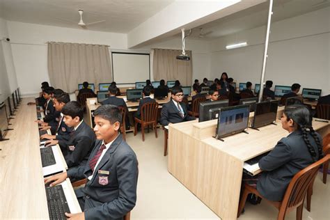 computer lab deogiri global academy