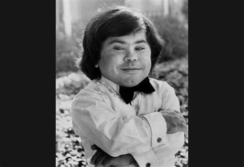 26 Most Famous Little People In The World Who Made A Big Impact