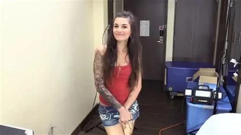 Aarin Exploited College Girl Scrolller