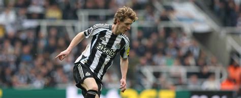 Anthony Gordon Transfer Latest As Barcelona Join Bayern In Newcastle