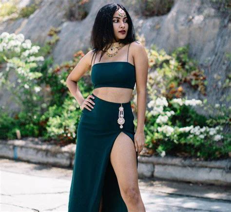 Sexiest Female Youtubers List Of Hottest Vlogger Girls