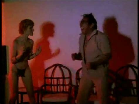 Naked Angelica Chain In El Hombre Perfecto