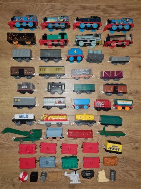 Thomas And Friends Thomas The Tank Engine Trackmaster Revolution Bundle Job Lot £2999 Picclick Uk