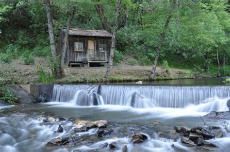 Tiny Survival Cabin By The River Tiny House Pins