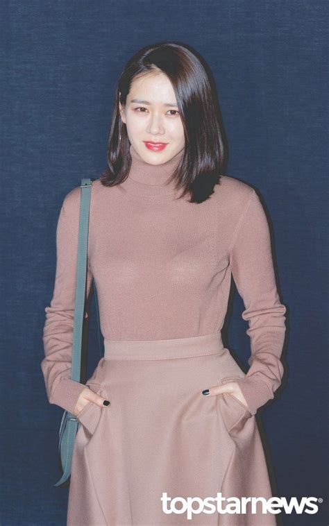 Son Ye jin Picture 손예진 HanCinema Seo Ji Hye Jin Photo High Neck Dress Long Sleeve Dress