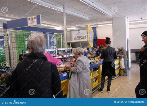 LIDL GROCERY STORE Editorial Stock Image Image Of Denmark 56494754