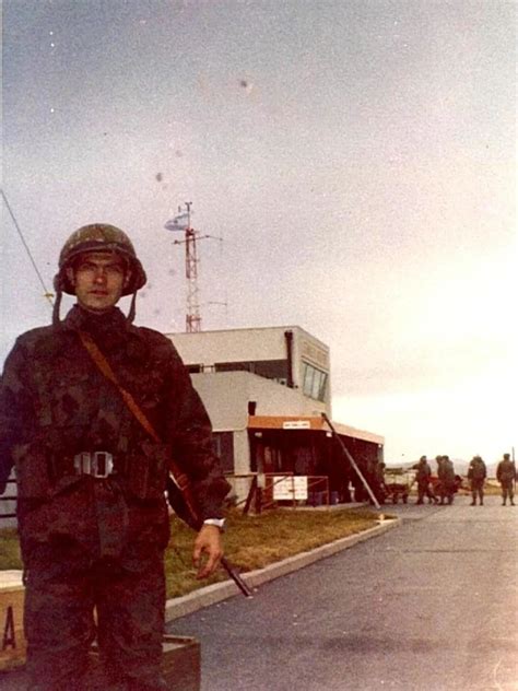 La Conmovedora Historia Del Héroe De Malvinas Que Pidió Ser Enterrado Junto A Su Pequeño Hijo En