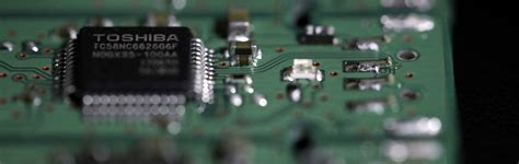 Toshiba Should Just Keep The Chip Unit Bloomberg