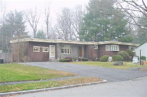55 Ellis Dr Worcester Ma 01609 Redfin