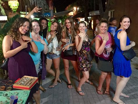 A Perfect Day In Playa El Tunco El Salvador Adventurous Kate