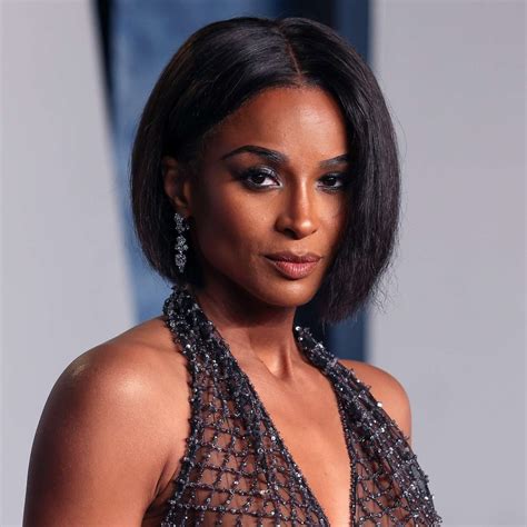 Ciara Responds To Criticism For Wearing Revealing Oscars Party Dress Abc News