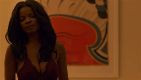 Naked Keesha Sharp In Lethal Weapon
