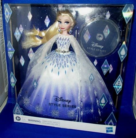 DISNEY PRINCESS STYLE Series Holiday Frozen Queen Elsa Collector Doll New