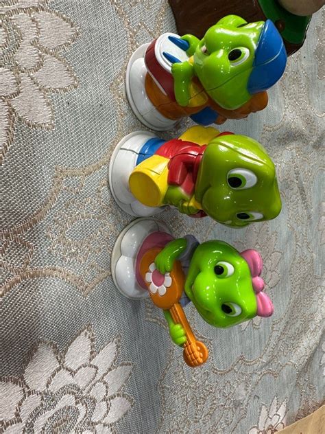 絕版跳跳蛙leapfrog公仔leap Lily And Tad 書籍、休閒與玩具 玩具、公仔、桌遊在旋轉拍賣