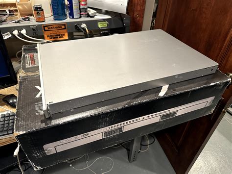 Used Apple Xserve 23ghz Dual G5 1gb 250gb 104 Working Has Box A1068