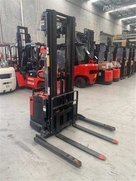 Used Enforcer 1 5 Ton Battery Electric Walkie Straddle Stacker