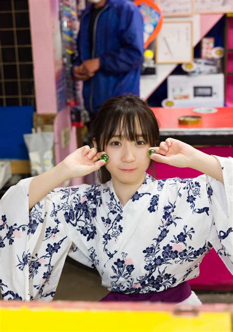Moe Iori 伊織もえ 写真集 「内緒話」 Set 03