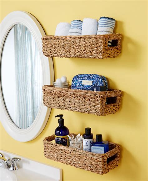 28 Towel Display Ideas For Pretty And Practical Bathroom Storage