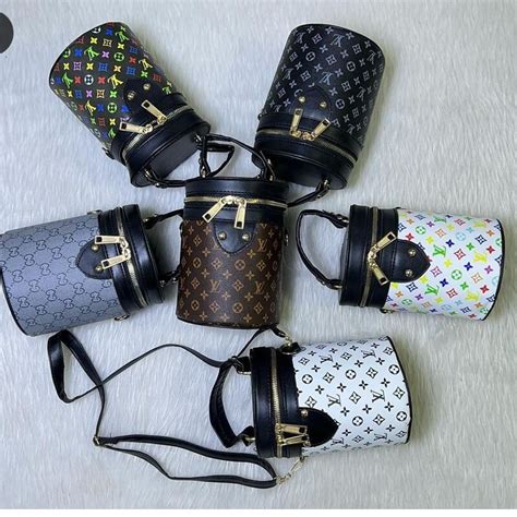 خرید و قیمت کیف مدل استوانه ای مارکدار دستی و دوشی جنس شرانگ خارجی وسط