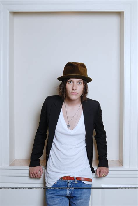 Kate Moennig Wallpaper