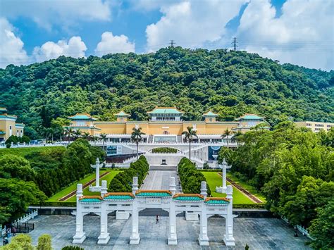 Taipei City Tour With National Palace Museum Ticket Get Me To Taiwan