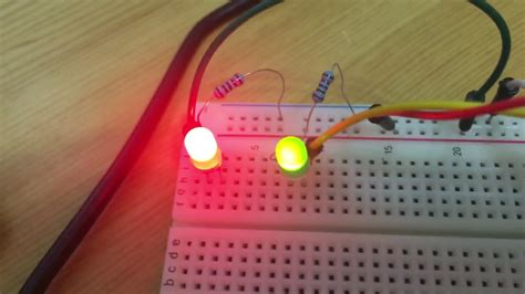 Arduino 跑馬燈 Youtube