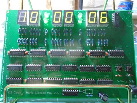 gallery hackaday clock a day entry cmos logic clock