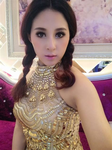 Sexy Young Girl Jessica Malaysian Escort In Dubai