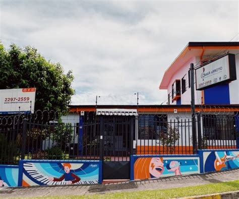 Academia Omar Arroyo Academia De Música Y Artes