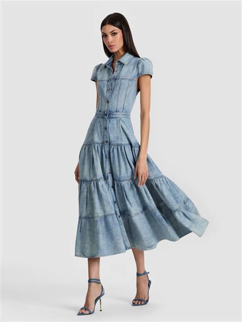Patsy Denim Midi Dress In Light Adele Alice Olivia