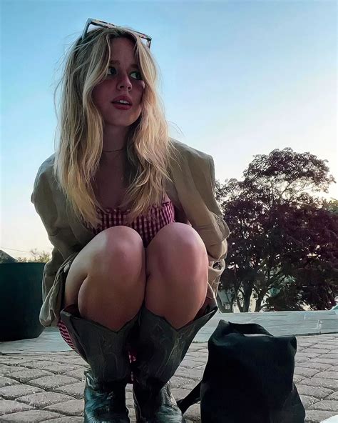 Lulu R Luluwilsonactress