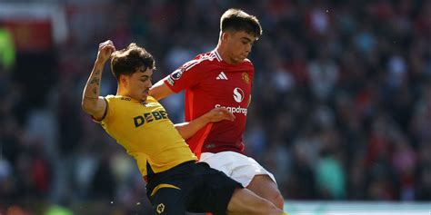 93 Passing 12 Duels Won Man Utd Talent Is Just As Undroppable As Amass