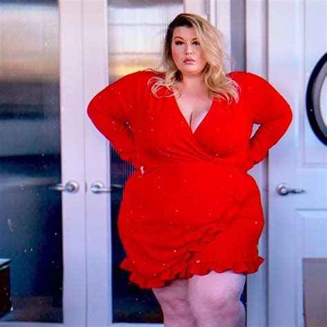 Pin By Dennis Neylon On Beautiful Curvy Women In Full Figure Fashion Big Girl Fashion