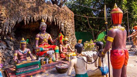 วัดแสนสุขสุทธิวราราม วัดสวย ชลบุรี ที่เที่ยวใกล้กรุงเทพ ชมประติมากรรมแห่งศาสนา