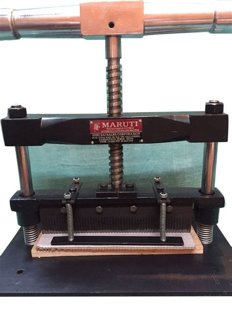 Cotton Fabric Sample Cutting Machine At ₹ 15500 In Mumbai Id 25096722433