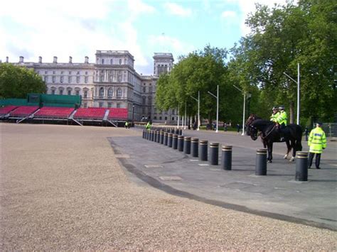 72 델타 유압식 테러방지 볼라드dsc720 K12l2 Highest Crash Rated Bollard 물리적 테러방지시스템 마노기술주 취급폼목 소개