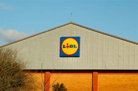 LIDL LIDL Is A German Chain Of Supermarkets And Spring Up Flickr